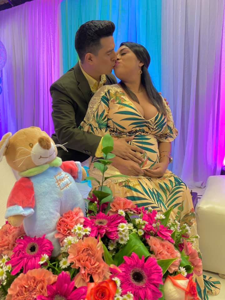 El anuncio de la paternidad de un presentador de TV - Literal